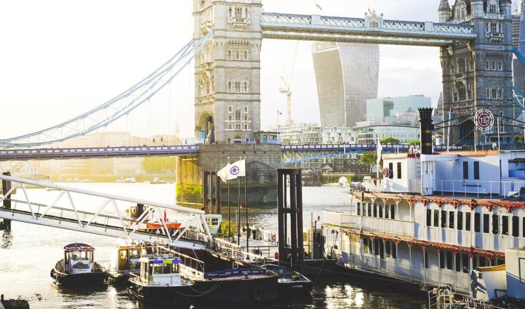 London Ferry Schedule to France, Holland, Ireland & More