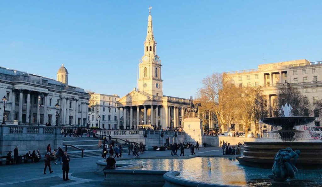 Harry Potter Sights in London: Tours, Places & Themed Bars