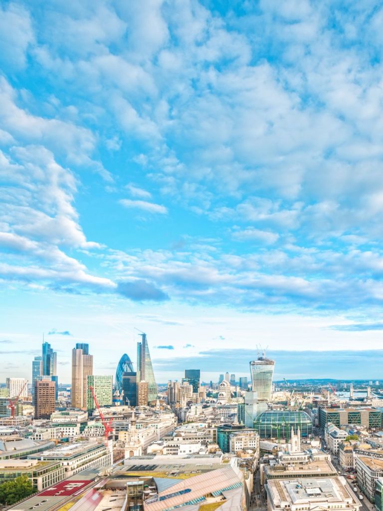 13 Best Free Rooftop Views in London (Most Amazing Viewpoints in London)